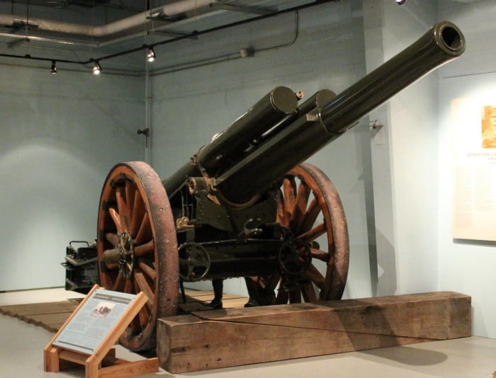 60 Pounder Gun - The Royal Canadian Artillery Museum